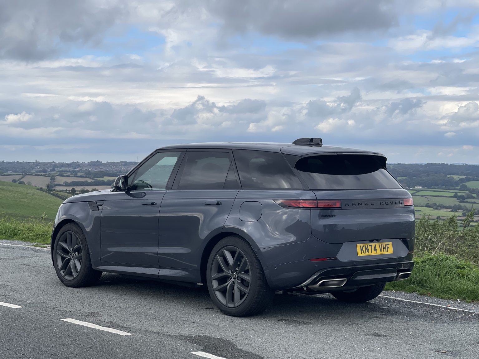 Car Review: Range Rover Sport Dynamic SE P460e – Kensington and Chelsea ...